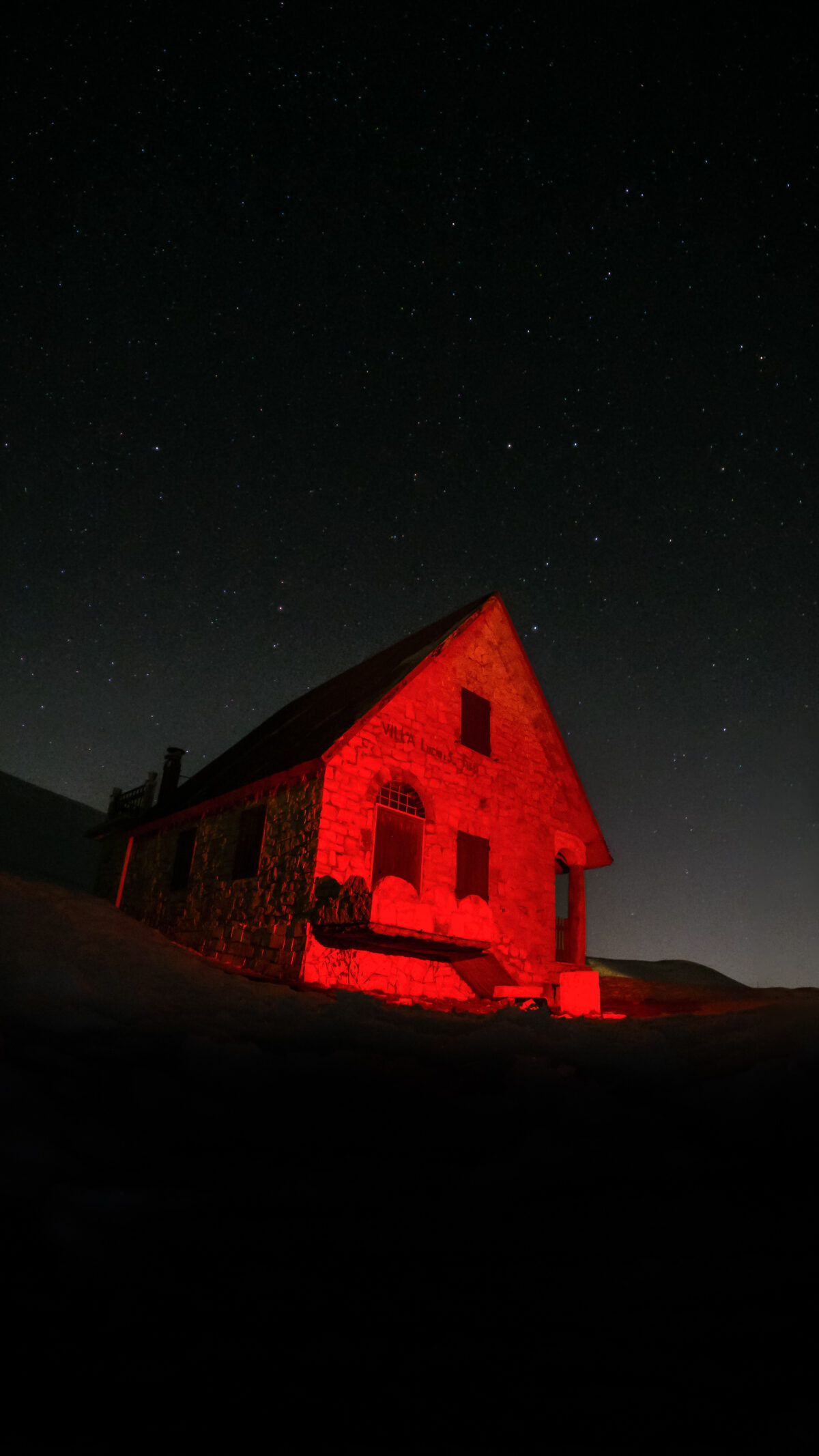 Red House - Wallpapers Central