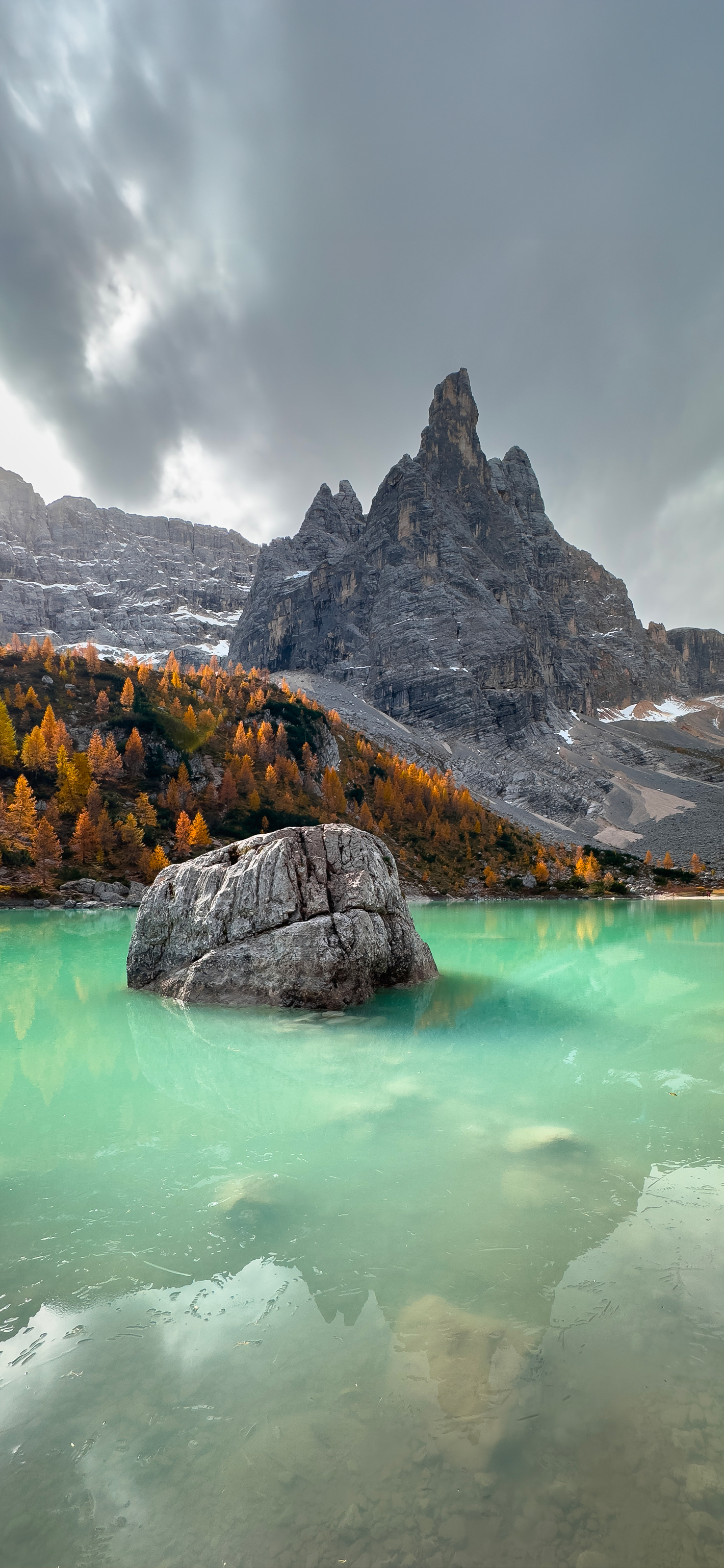 Crystal Lake | FREE Depth Effect - Wallpapers Central